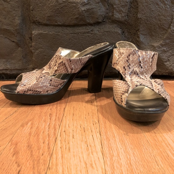 Sofft | Shoes | Eurosoft Snake Skin Healed Clogs | Poshmark